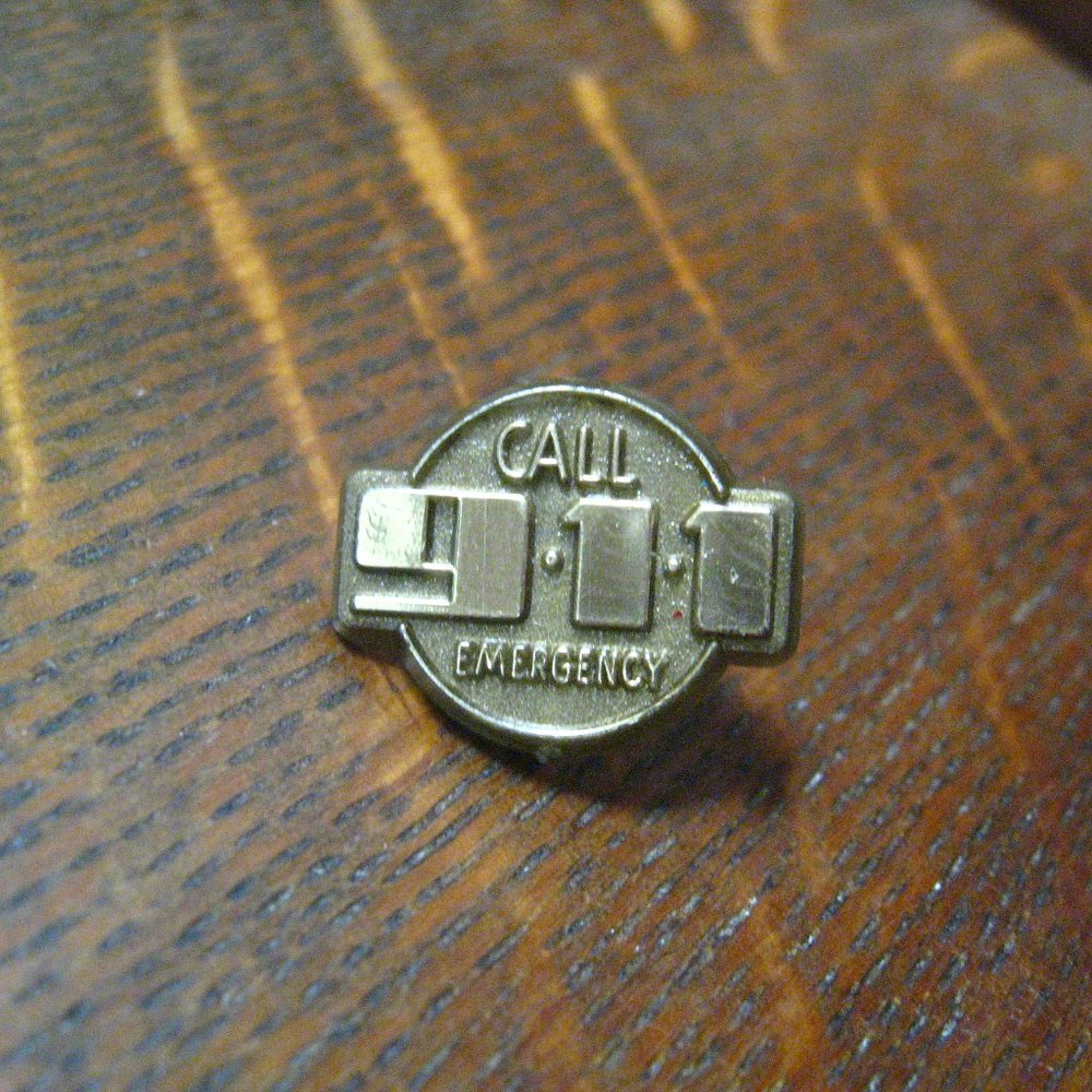 Call 911 Emergency Vintage Lapel Pin - Gem